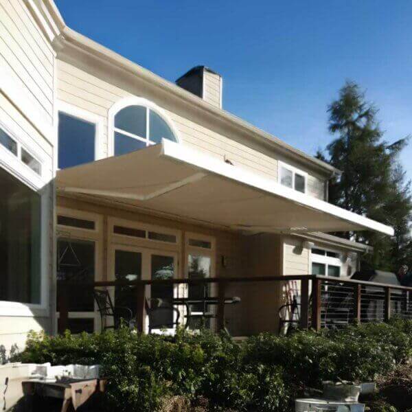 Retractable Awning For Decks - Total Screen